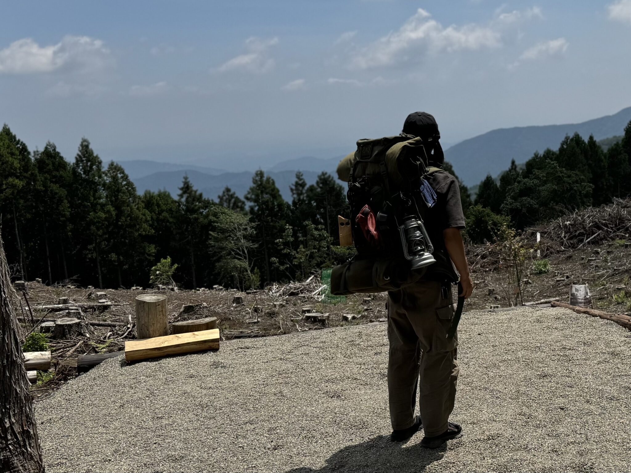 【Mardingtop 60L レビュー】収納力&コスパ抜群！2年間使い倒した無骨なバックパックを徹底解剖！ - ラフベース